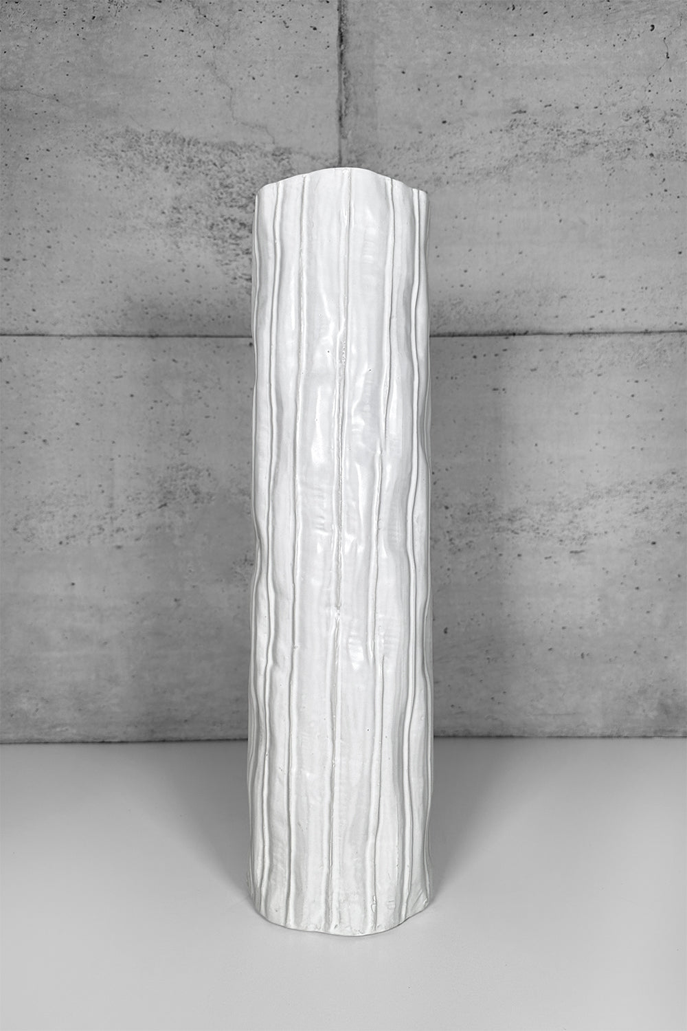 LAYER - VASE 8 Objects | layerny.com